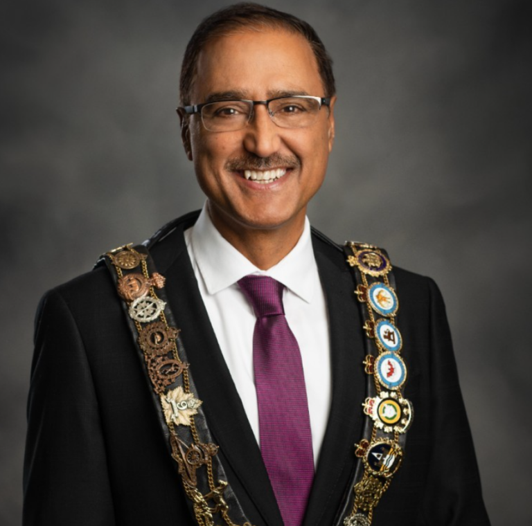 Amarjeet Sohi's Daughter: Seerat Sohi, Family And Ethnicity And Career
