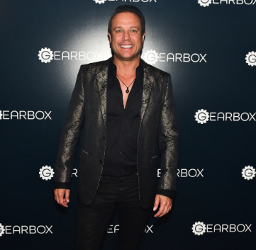 Angus Mitchell's Family Saga with Wife Michelle Raab and Kids