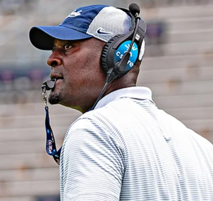 Derrick Nix, the Stellar Basketball Player: Wiki, Age, Role Of ...