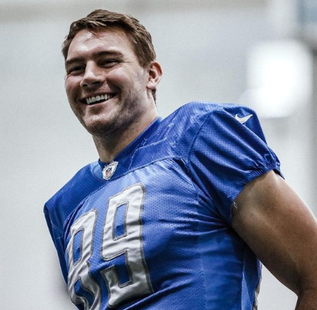 Carley Johnston And Brock Wright's Dating Life, Parents, Siblings, Bio ...