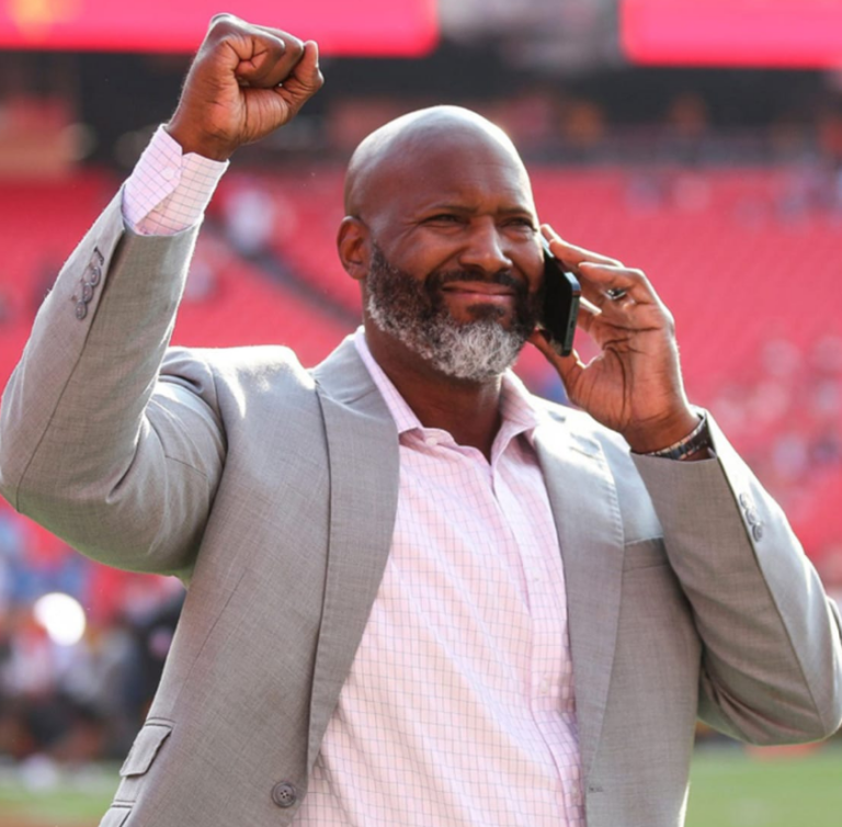 Who Is Lisa Holmes: Brad Holmes Wife? Wiki, Children And Career