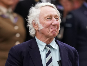 Who Is Scilla Williams, JPR Williams' Wife? Delve into Her Fascinating ...