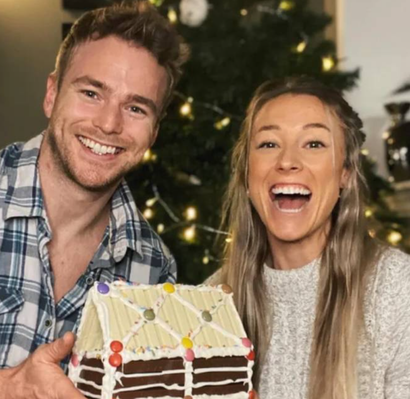 Meet Kelsey Mitchell: Boyfriend Hugo Barrette, Siblings And Bio ...