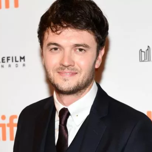 Kerr Logan (Actor) Siblings: Brother Or Sister, Family, Wife, Children ...