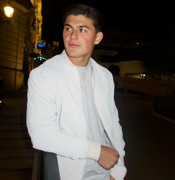 Does Louis Rees-Zammit Parents Supports Him? From Rugby Star to NFL ...