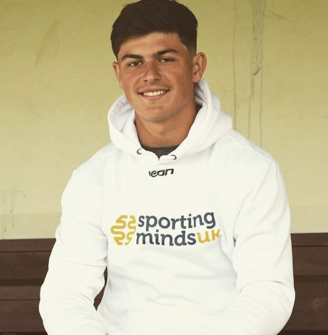 Does Louis Rees-Zammit Parents Supports Him? From Rugby Star to NFL ...