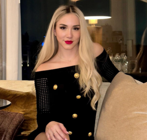 Mikhaila Peterson's Kids and the Intriguing Story of Daughter Elizabeth ...