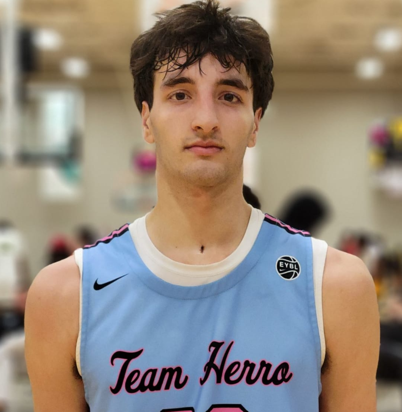 Meet Milan Momcilovic Parents: Nick And Zorica Momcilovic, Siblings And ...