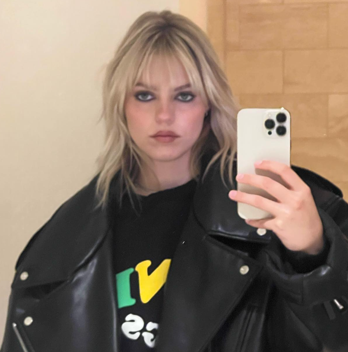 Reneé Rapp's Sexual Orientation: Lesbian Or Bisexual? Relationship ...