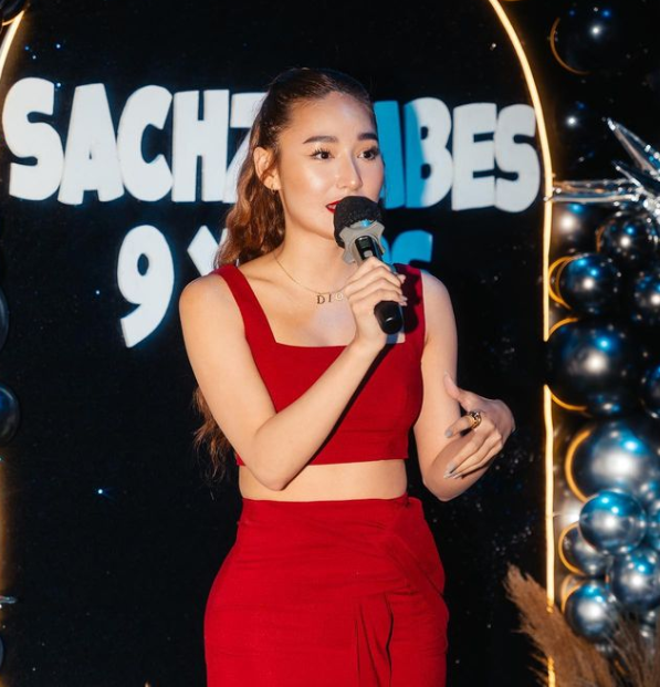 Sachzna Laparan: Physical Transformations, Age, Bio, Height, Weight ...