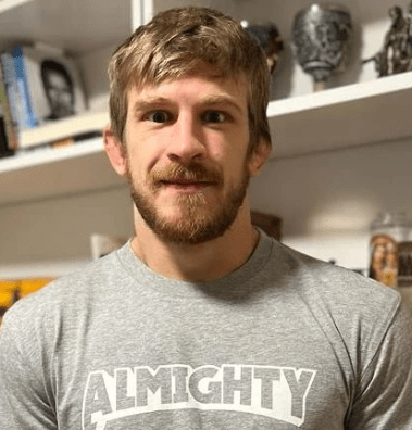 Arnold Allen (MMA): Who Is He? Meet His Wife, Career, Net Worth 2024 ...