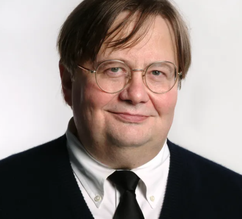 How Did Tom Shales Die? Obituary, Bio, Age And Legacy