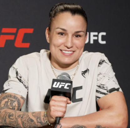 Meet Raquel Pennington Parents: Rose And Mr. Pennington, Family And ...