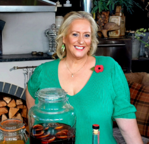 Does Alysia Vasey Have A Partner ? Exploring Her Age And Biography