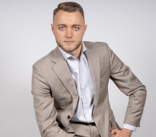 Exploring the Life and Achievements of Edgar Kobos: A Wikipedia Deep Dive