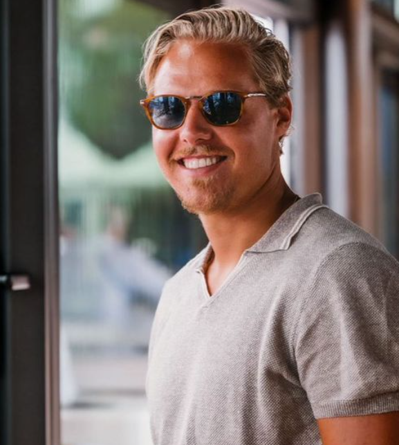 Meet Hampus Lindholm Girlfriend: Amanda Corvenius, Dating History, Bio ...