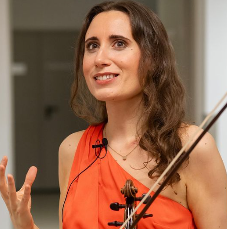 Who Is Jennifer Pike Husband? What Is Her Marital Status: Married Or ...