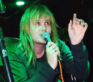 Who Is Johnny Majestic? American Idol Parents, Ethnicity, Age, Bio/Wiki ...