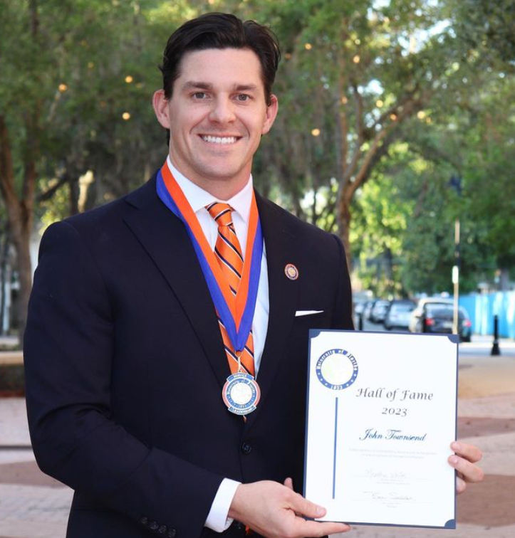 Meet Johnny Townsend Girlfriend Taylor Laffey: Meet Tommy Townsend ...