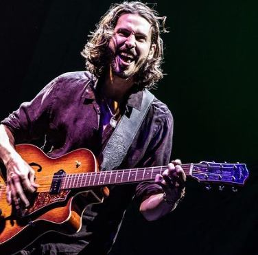 Who Is Peter Frampton Son? Julian Frampton, Age And Wikipedia Explored