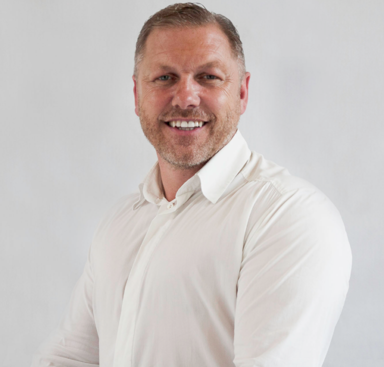 Is Lawrence Kenwright Related To Bill Kenwright? Bio, Family And Net ...