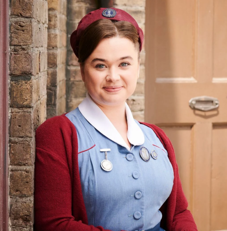 Megan Cusack Relationship Status: Is She Married? Ethnicity, Family ...