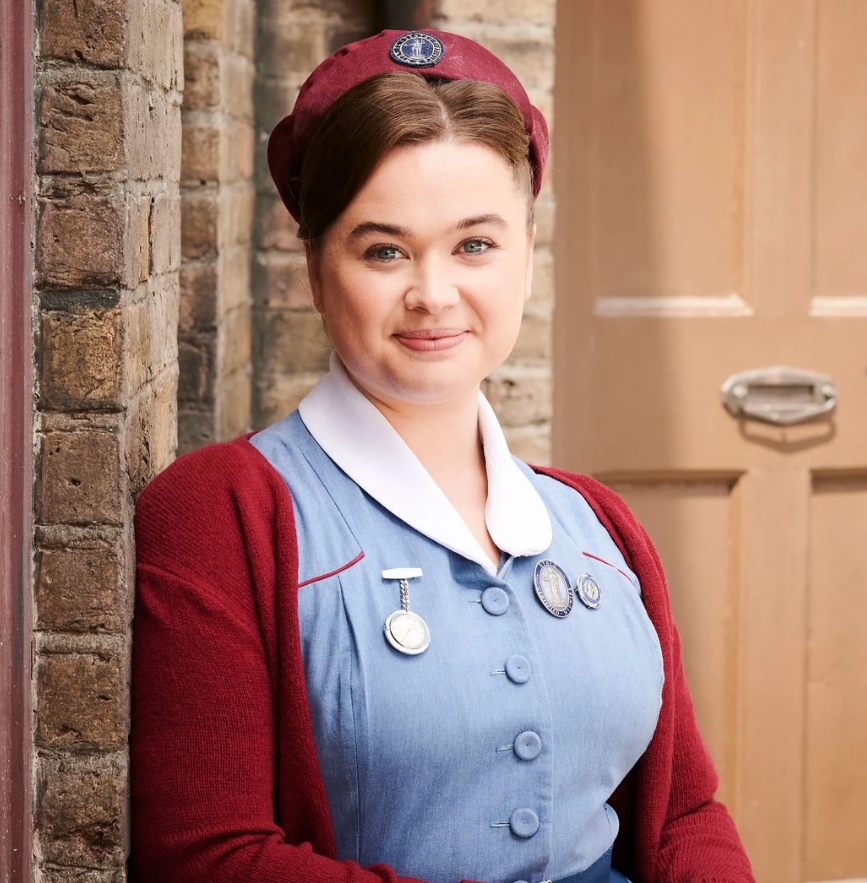 Megan Cusack Relationship Status: Is She Married? Ethnicity, Family ...