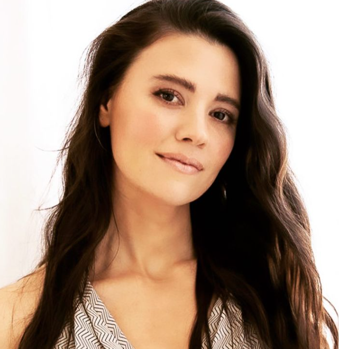 Meredith Garretson: Age, Early Life, Wikipedia Bio, Net Worth ...
