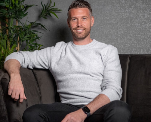 Rob Edwards Bio, Age, Relationship, Career, Net Worth And More