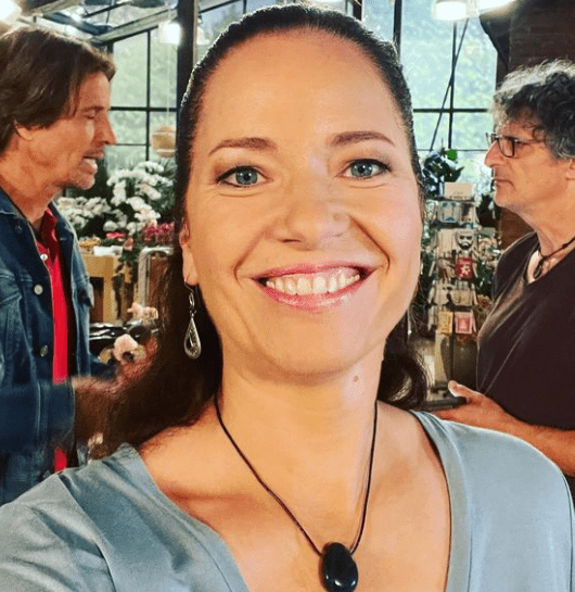 Katja Frenzel: Who Is She? Husband, Bio, Wiki, Age, Career, Net Worth ...