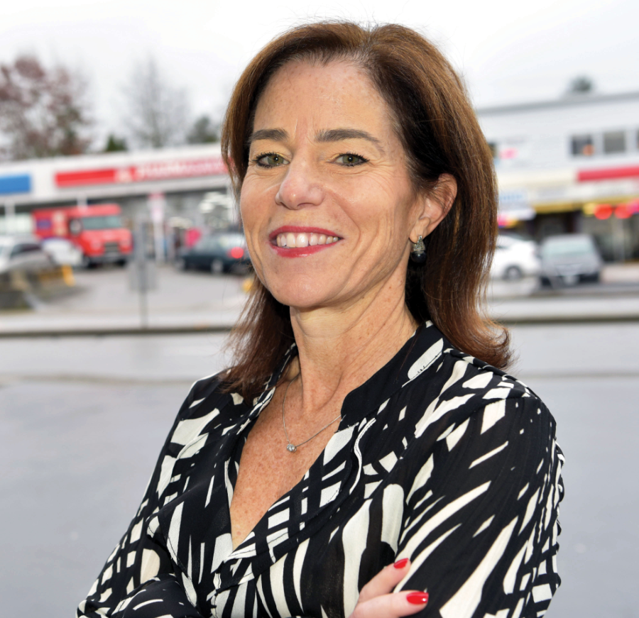 Exploring Selina Robinson Husband: Is She Married? Family Background ...