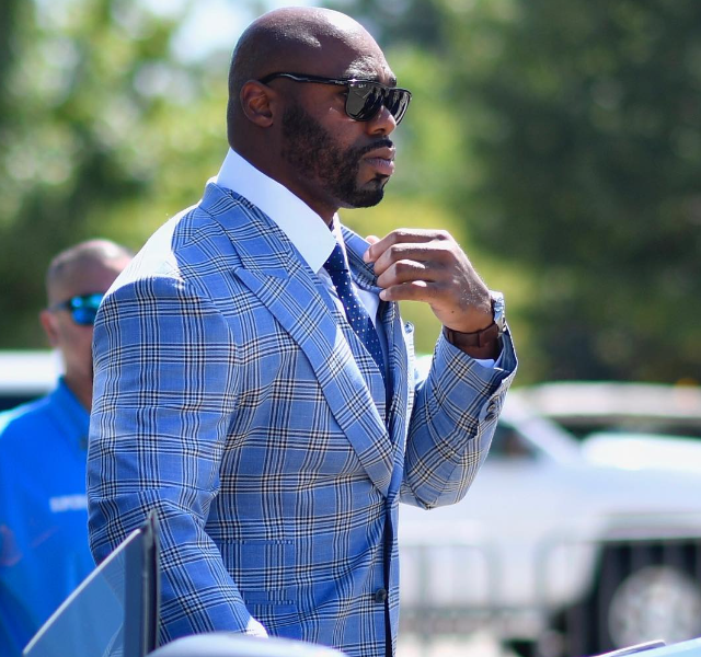 Tyron Smith's Love Story: Engaged to Holly Berens in 2023 - All the Details