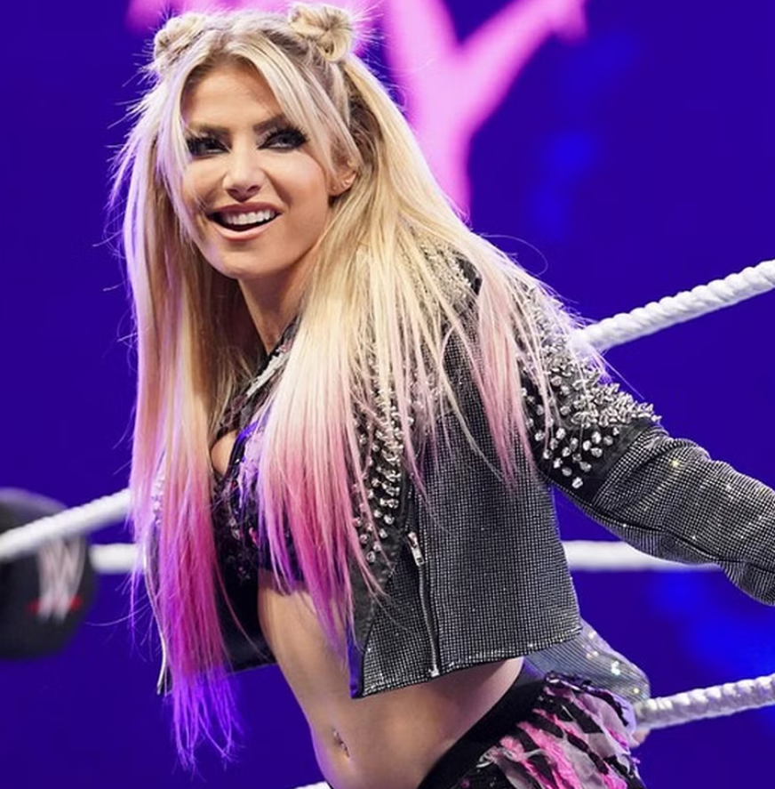 Alexa Bliss Resumes Gym Training During WWE Hiatus: Bio, Career, Net ...