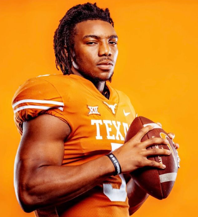 Bijan Robinson: Nationality, Age, Career, Net Worth, Family Details And ...