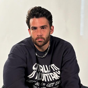 Hasan "HasanAbi" Reacts to Viewer Criticism: Discord Rant, Career ...