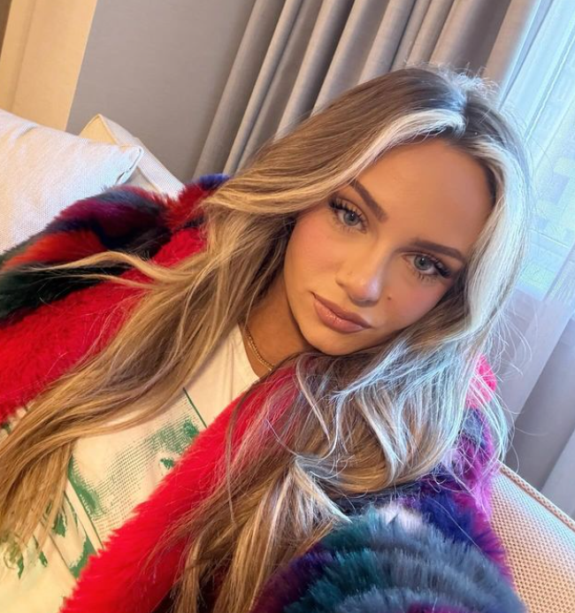 Anna Jay: Biography, Age, Career, Family Background, Relationship ...