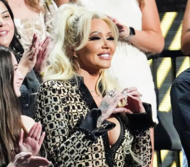 Bunnie Xo: Early Years, Career, Age, Net Worth, YouTube, Modeling ...