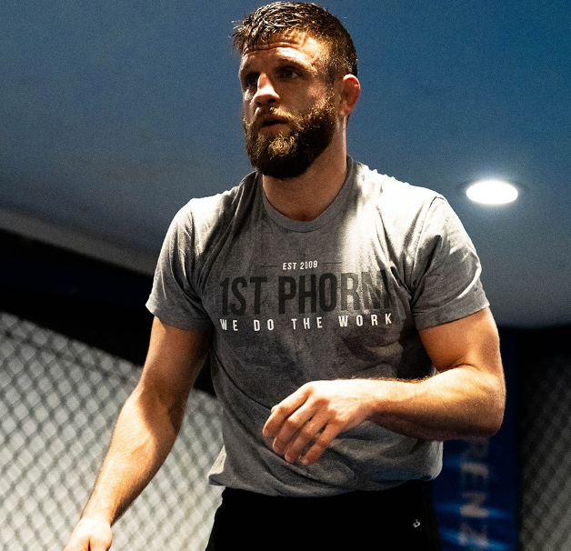 Unveiling the Fighting Style of Calvin Kattar: A Master of Striking