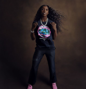 LSU Star Flau'jae Johnson's Heartwarming Moment With Young Fan At The ...