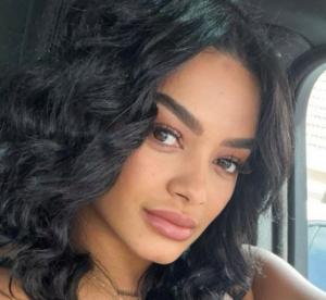 Who Is Jassym Lora? Meet Andre Russell Wife, Bio/Wiki, Age, Height ...