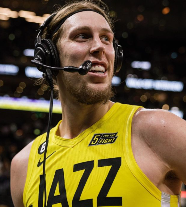 How Tall is Kelly Olynyk Really?