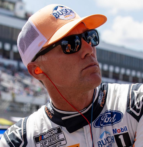 Kevin Harvick: Who Is He? Know About The NASCAR Legend, Personal Life ...