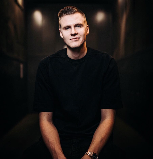 Kristaps Porzingis: Origin And Nationality, Career, Family Details ...