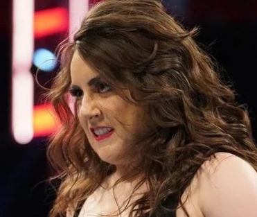 Who Is Nikki Cross? Professional Wrestler Age, Bio/Wiki, Career, Family ...