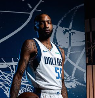 Dallas Mavericks Forward Derrick Jones Jr. Delivers Thunderous Dunk in ...