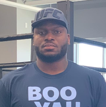 UFC CEO Dana White Signs Derrick Lewis' Cup After Victory at UFC St ...