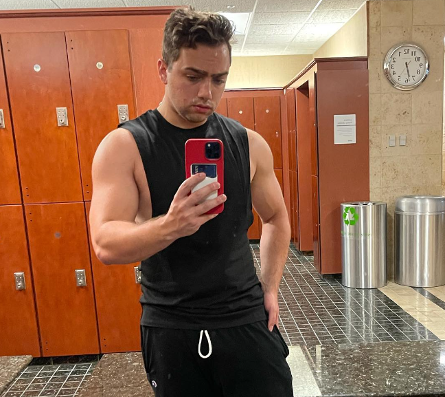 Who is Mathew Mizkif (Youtuber) ? Bio, Age, Career, Net Worth And More