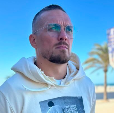 Oleksandr Usyk (Boxer): Bio, Wiki, Personal Life, Height, Weight, Net ...