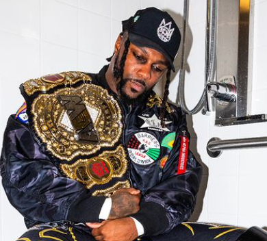 Swerve Strickland's Victory and R-Truth's Congratulations in the ...