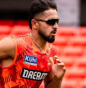 Umran Malik (Indian Cricketer): Bio, Career, Net Worth 2024 ...
